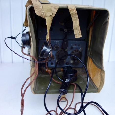 IMCS Militaria | British WW2 Wireless 68 T Set