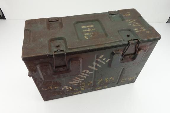IMCS Militaria | British WW2 3 Inch Mortar Rounds Ammo Case