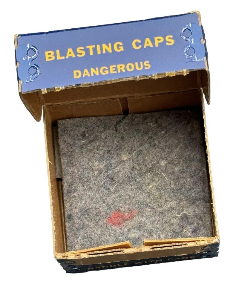 IMCS Militaria | US WW2 era civil Blasting Caps Clipboard Box