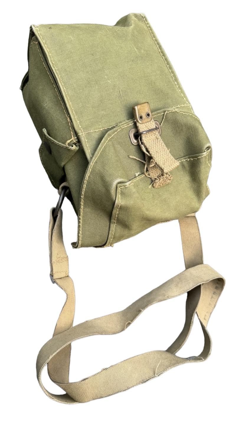 IMCS Militaria | British WW2 Assault Gasmask